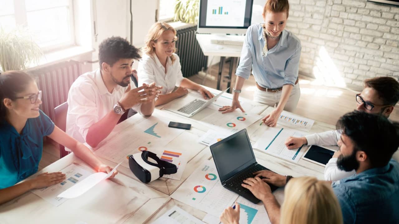 Les 4 fonctions du management : définition et explication | Guide pratique